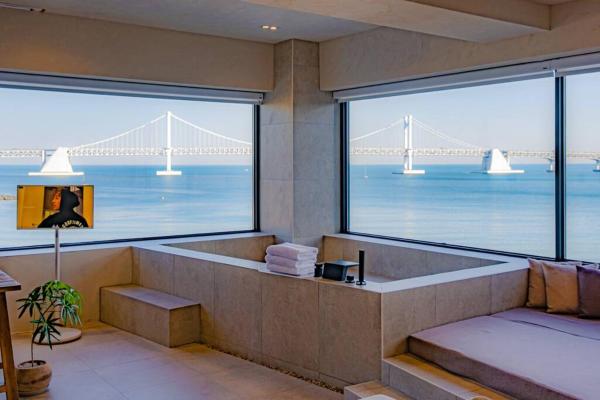 Paradise On Earth - Busan