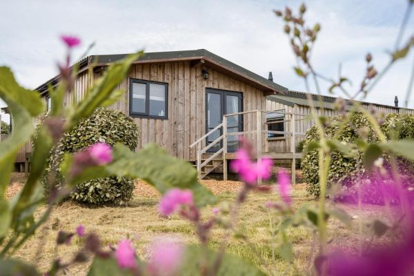 East Chalet At Tapnell Farm - Isle of Wight