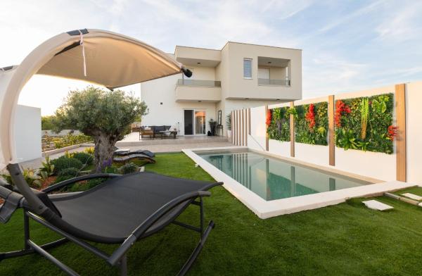 Villa Marimar With Pool, Zadar - Zadar
