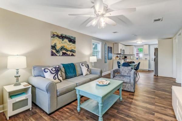Tropical Beach Bungalow Down - Backyard - Grill - Across Street From Beach - American Beach, FL
