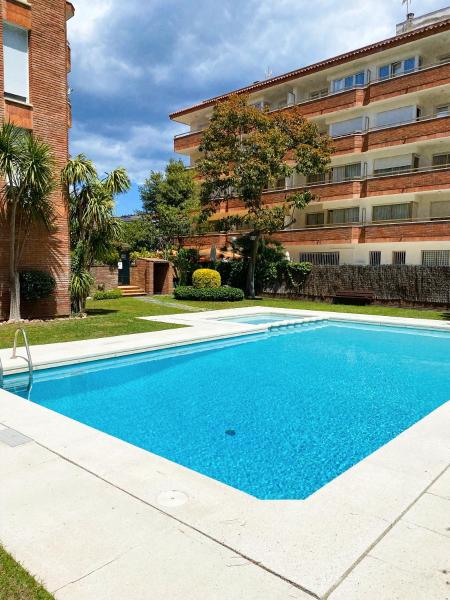 Apartamento Con Piscina En La Playa De Fenals - Lloret de Mar