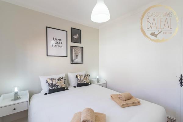 Baleal Classic Waves Guest House - Peniche