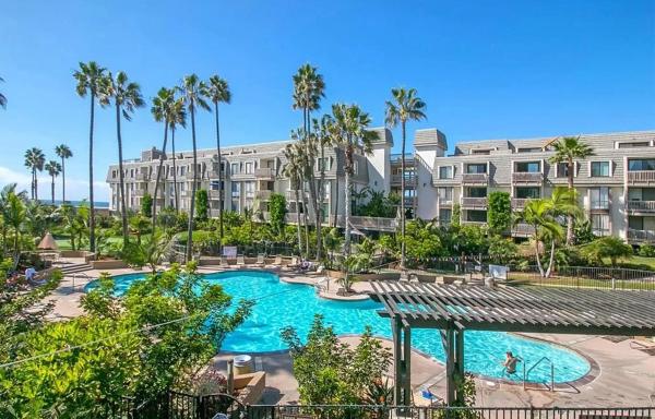 Oceanview Retreat - Steps To The Beach And 2 Pools - Vista, CA