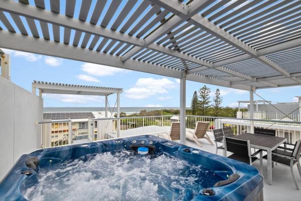 Salty Breeze - Rooftop Terrace & Jacuzzi - Sunshine Coast