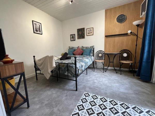 Châteaux 5 Minute, Parking Gratuit Hauteur 2 M - Guyancourt