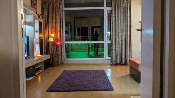 1 Bed Penthouse Sleeps 6 - Outdoor Pool - Garden - Ravda