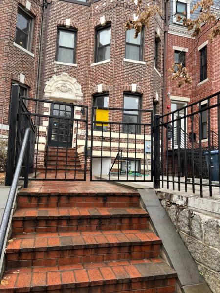 Gorgeous Refurbished 1bdrm And 1den Home - Capitol Hill, DC