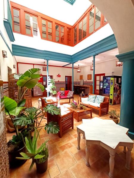 Vivian's Hostel Vgh Auto Check-in - Jerez de la Frontera