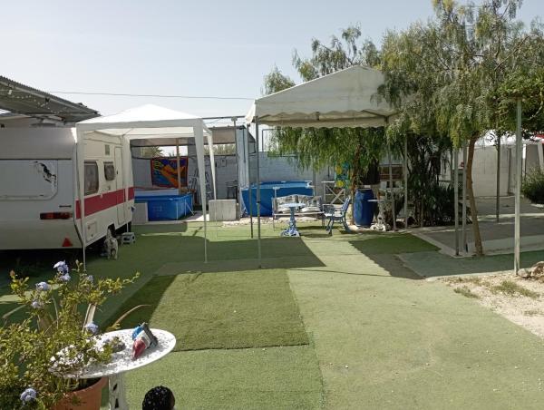 Caravanas Y Habitaciones Para Relajarse - Elda