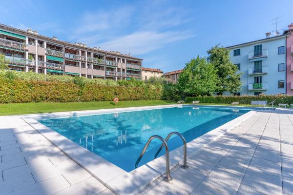 Sunflower House With Pool And Solarium Area - Desenzano del Garda
