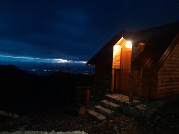 Seosko Domaćinstvo Stara Pjesma - Montenegro