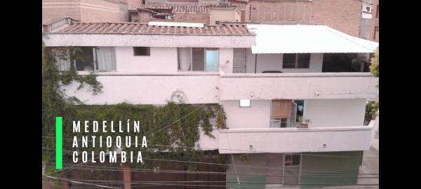 Acogedor Loft Con Balcones Para 2h Belén Rosales Apt 201 - Medellín