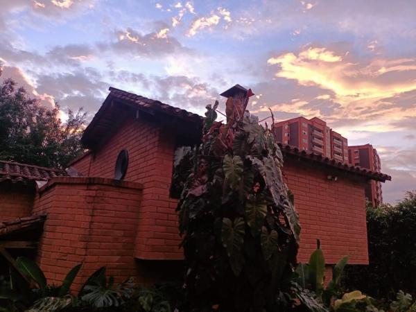 Casa Campestre Con Terraza Para 10 - San Lucas - El Poblado - La Estrella