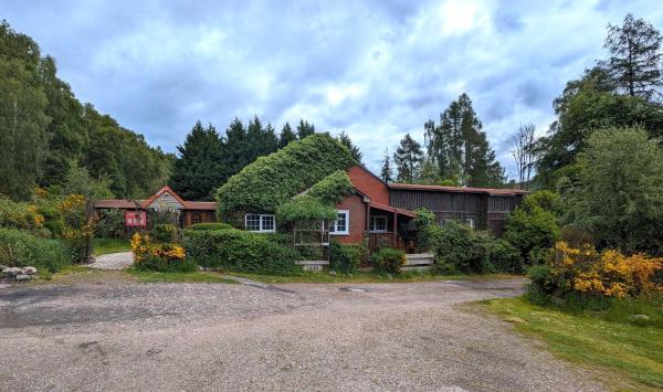 The Steading Highland Glen Lodge - Loch Ness