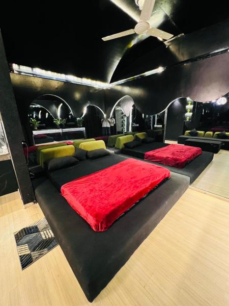 Dlf Royal Stay - Lucknow