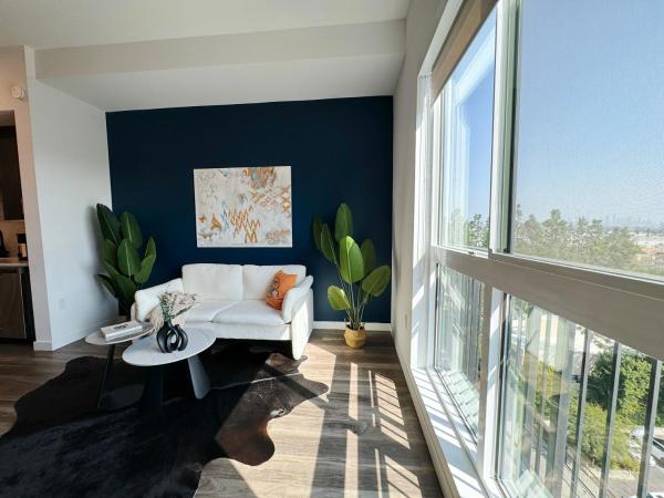 Cosmopolitan Hollywood Home Dtla View Parking - 10mins To Universal Studios - Burbank, CA