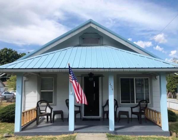 2 Bedroom House Rental - Idaho (State)