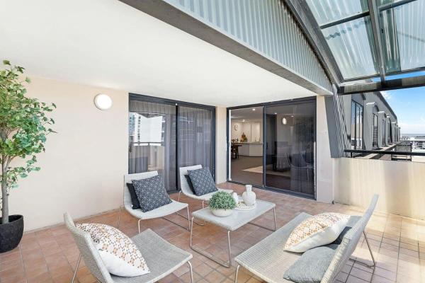 Rooftop Apartment W Cocktail Bar Balcony & Pool - Perth Zoo