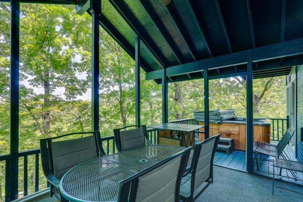 Screened Deck Margaritaville Lake Resort Retreat! - United States