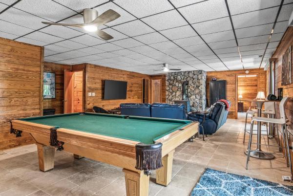 Dogwood Cabin With Dock! - Lavonia, GA