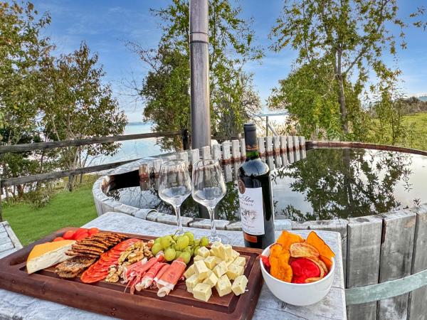 Orilla De Lago Con Hot Tub, Parrilla Y Vistas - Chile