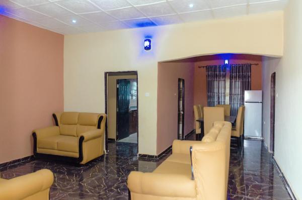 Royal Guests Holiday Lets - Benin City