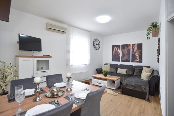 Old Town Royal Residence - Budva
