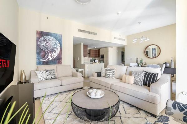 Guestready - 2br In Jbr W/ Balcony & Beach Access - Dubai