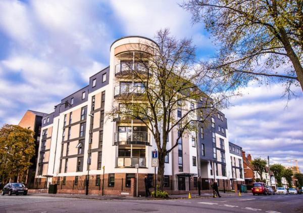 Bright And Modern Studios And Apartments At Manor Park Court Coventry -