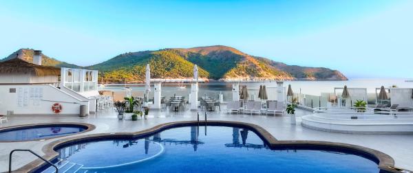 Parque Nereida Suites Hotel - Capdepera