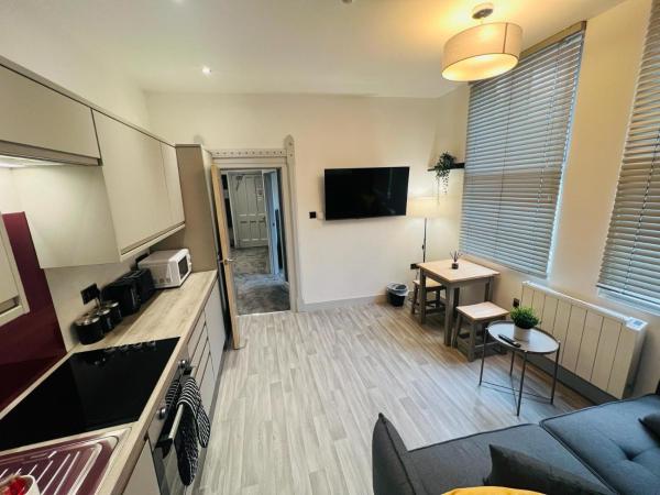 Whiskawaystays - Foregate Street - Apartment 3 - Worcester, UK
