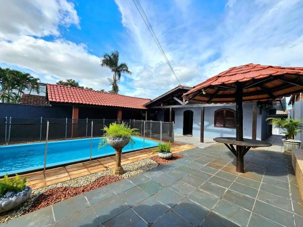 Casa Familiar 3 Quartos C Piscina Prox Centro - Foz do Iguaçu