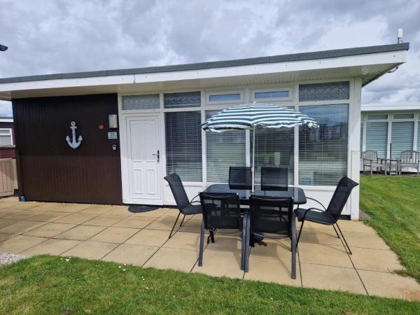 25. Valencia - Selsey