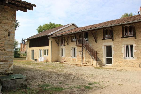 La Ferme Du Château - Maison Familiale Spacieuse - Bourg-en-Bresse