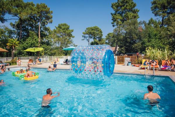 Camping Les Pins De La Coubre - Arvert