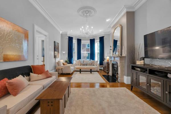 Historic And Charming Brownstone - Cambridge, MA