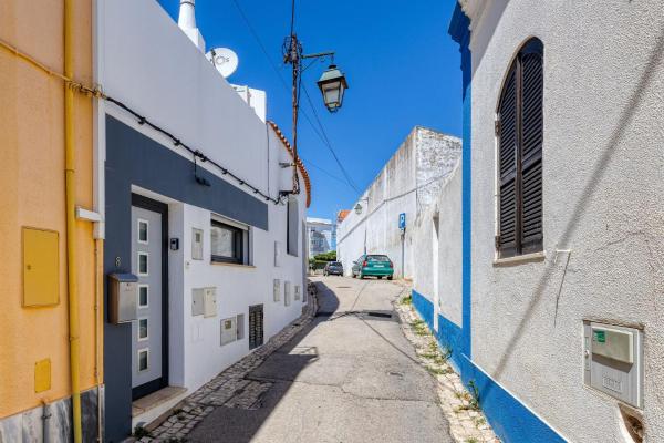 Little House In Centre Of Alvor - Alvor