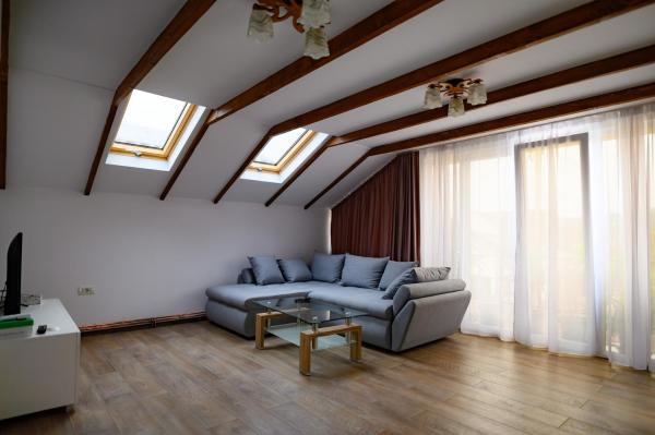 Luxury Attic - Curtea de Argeș