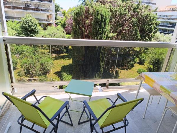 Logement Climatisé à Juan Les Pins Dans Résidence Avec Piscine - 주엉 레 빵