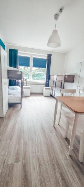 Sechsbettzimmer "Blau" In Zentraler Lage - Bremen