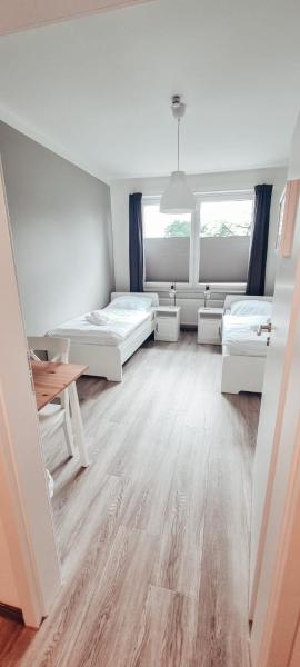 Zweibettzimmer "Grau" In Zentraler Lage - Saksa