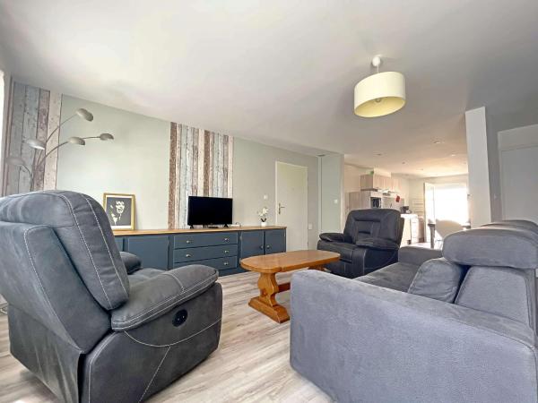 Maison De Ville à Berck Plage, Terrasse Et Garage, Proche Plage Et Commerces - Fr-1-646-65 - Berck