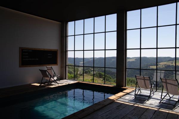 Un Petit Bout Du Monde - Chalmazel