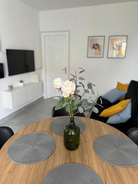 Perfect 2-bedroom Apartment, In Heart Of Novalja - Stara Novalja