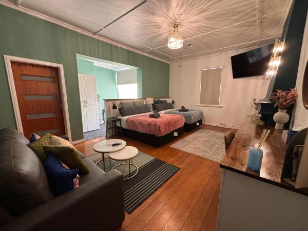 The 155 Ral Ral Avenue Stay - Renmark