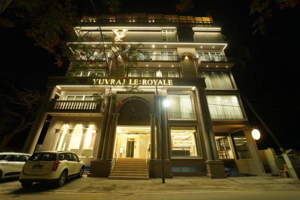Yuvraj Le: Royale - Mysore