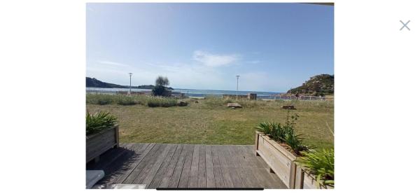 Les Pieds Dans L'eau - Perros-Guirec