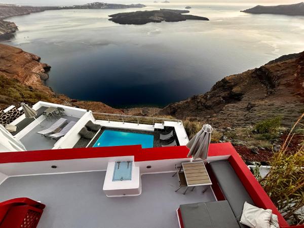 Hara's Houses - Santorini