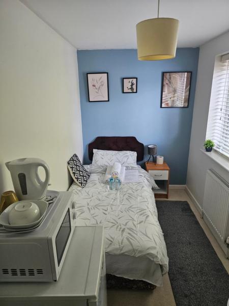 Single Room In Dartford-close To All Amenities - Dartford