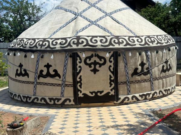 Guest House Ayperi - Kyrgyzstan